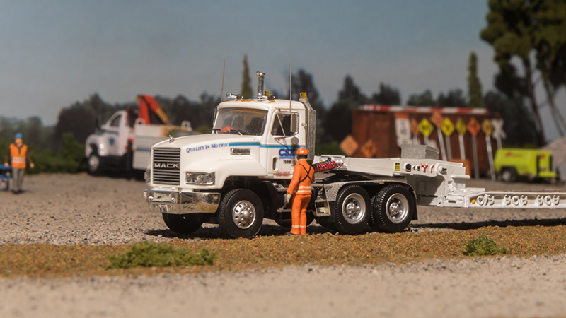 CSX Transportation Mack CH613 Truck Tractor & Lowboy Trailer - By Jesse ...