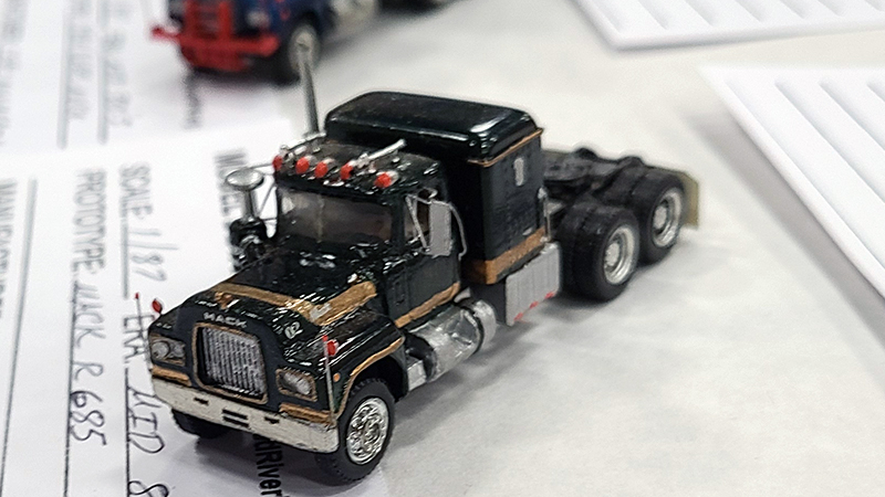 Mack R685 Truck Tractor - By Herschel Staton