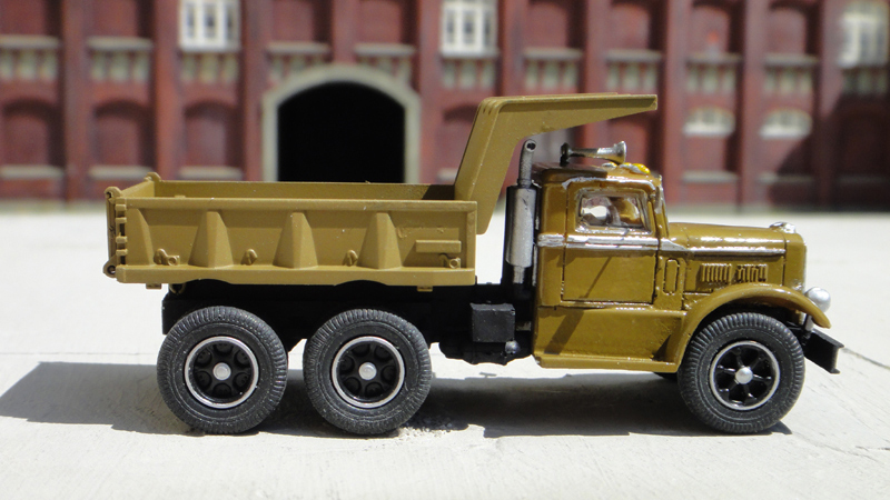Autocar C90 Dump Truck
