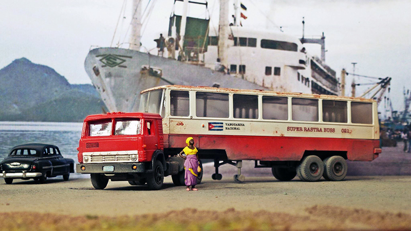 Cuban Intercity Express "Bus" - By Kirill Koltsov