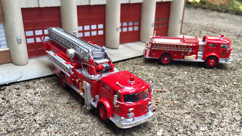 American La France Pumper & Mid-Mount Ladder Truck - By John DaPos