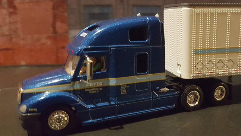 Jevic Transportation Freightliner Columbia Truck Tractor & 53' Trailer ...