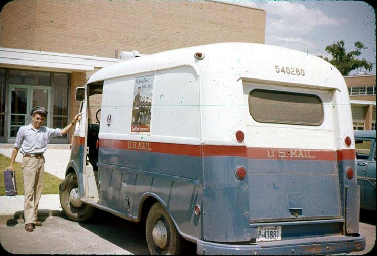 US Postal Service International Metro Step Van