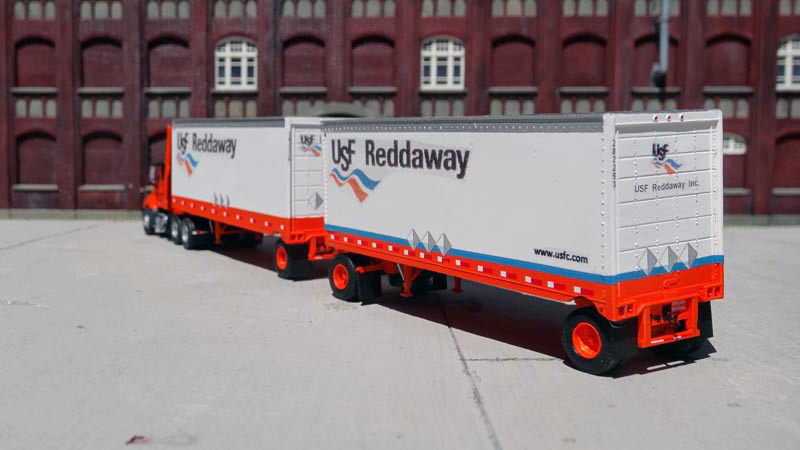 USF Reddaway International Prostar - By Christian Köhlen