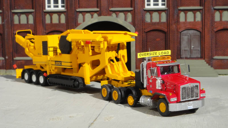 Kenworth C500 & Extec C-12 Rock Crusher