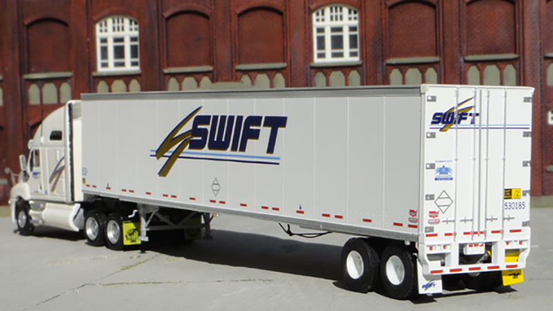 Swift Transportation Kenworth T2000 & 53' Trailer