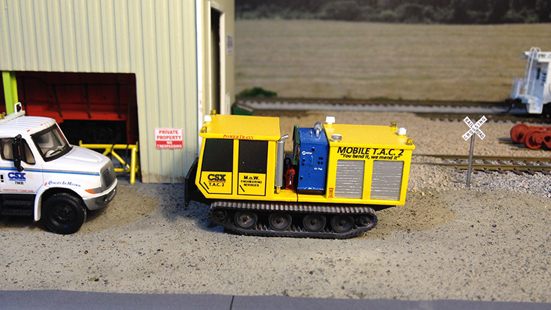 Powertraxx 05L-H Tracked Carrier Mobile T.A.C.