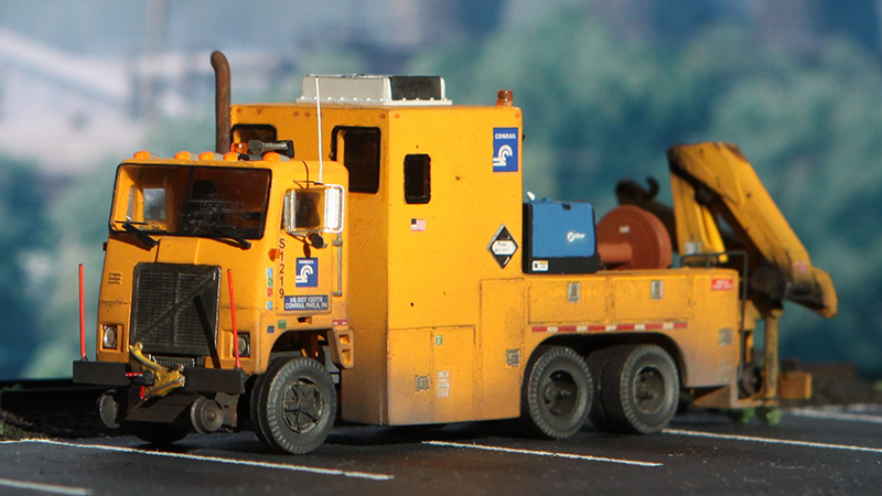Conrail Volvo-White-GMC Railroad Wreck Truck - By Andrew Pearson