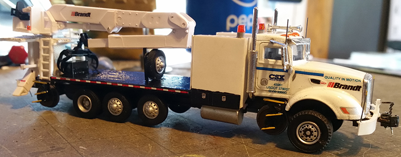 CSX Brandt Peterbilt 386 Power Unit - By Lacy Brown