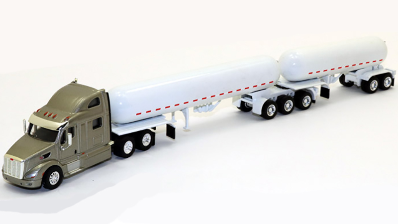 Peterbilt 587 Truck Tractor & Propane Tanker B-Train - By Leland Henry