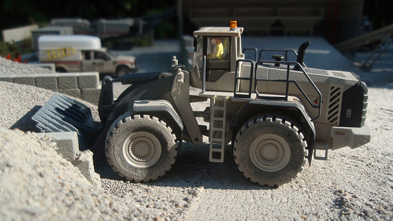 DJL Construction Volvo L350 Wheel Loader
